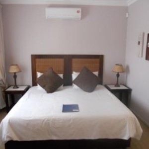 Ingwe Manor, Margate, South Coast - South Africa Sun